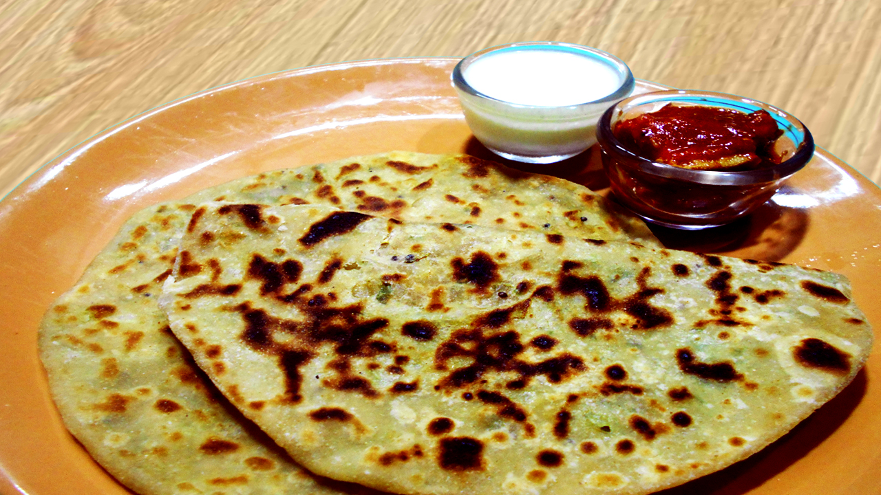 Aloo Paratha | Aloo Parota | South Indian Style |Stuffed Paratha | Cook ...